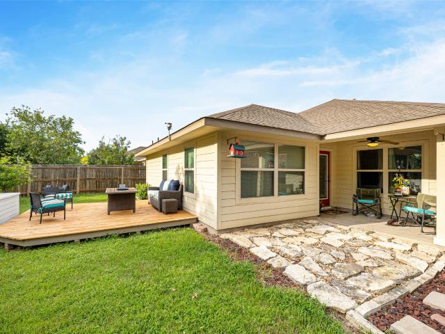 121 Pincea Pl, San Marcos, TX 78666 | MLS #2193
