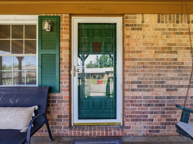 121 Rolling Acres Drive