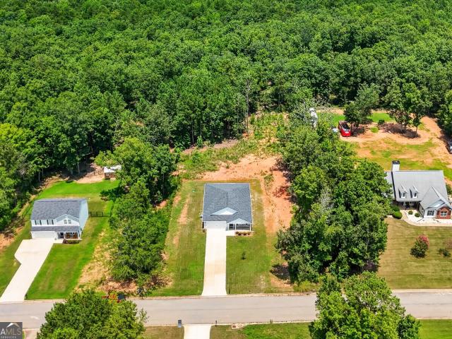 121 Red Oak Drive