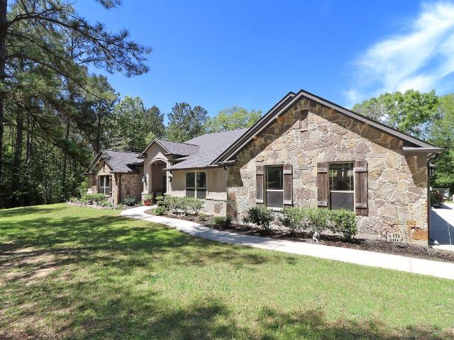 121 Red Hawk Rd, Huntsville, TX 77340 | MLS #70467 | Compass