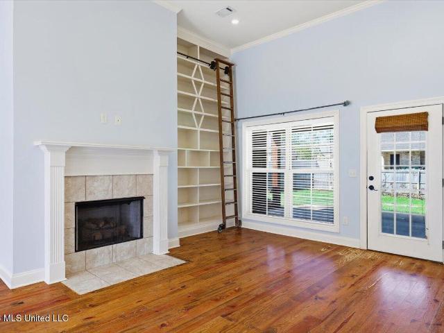 121 Remington Cove