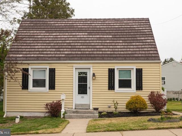 121 W 6th St, Pottstown, PA 19464