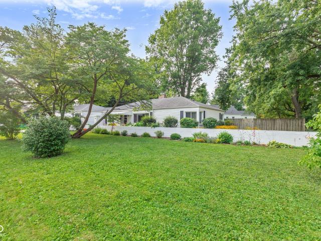 121 W Camp Street
