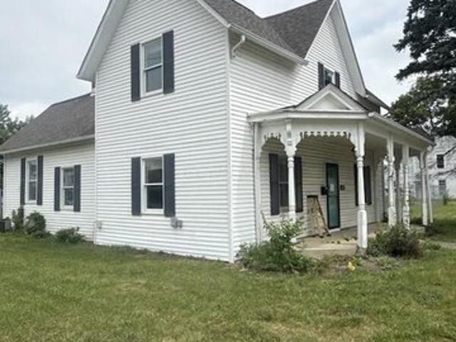 121 W Center St, London, OH 43140