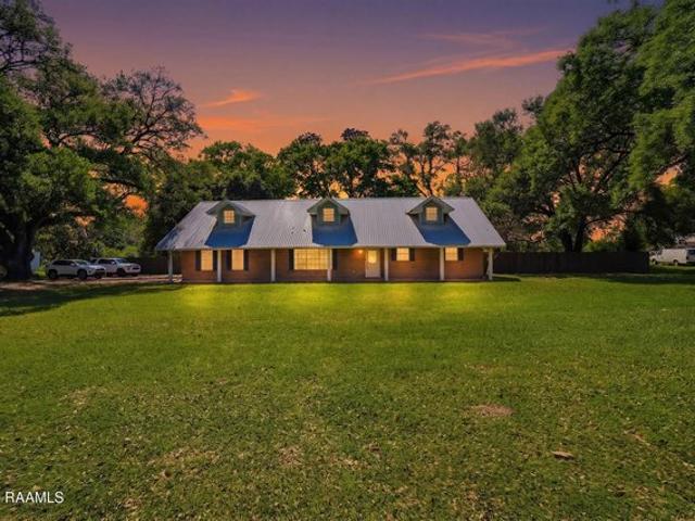 121 W Edith Rd, Lafayette, LA 70508