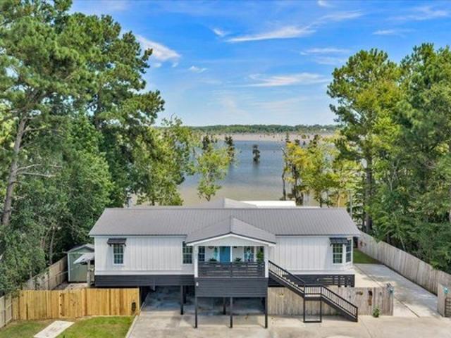121 W Entrekin Rd, Cobb, GA 31735