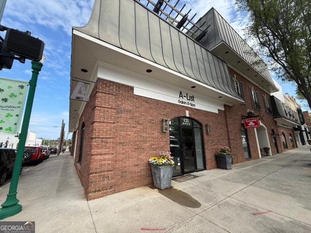 121 W Jackson ST, Unit B