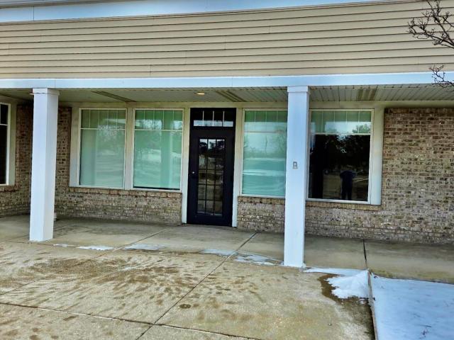 121 W Lansing Road