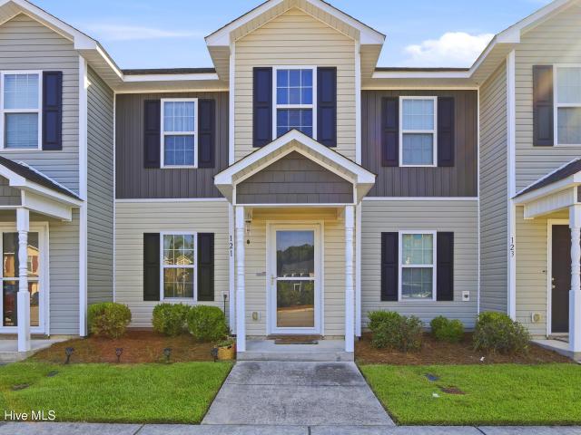 121 W Murrow Lane