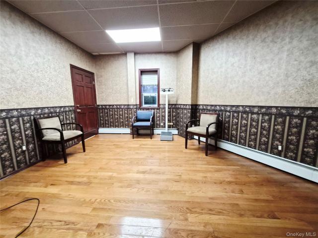 121 W Oak Street STE 1
