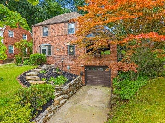 121 Woodland Dr, Pittsburgh, PA 15236