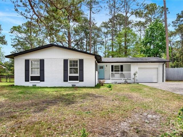 121 Westwood Dr, Rincon, GA 31326