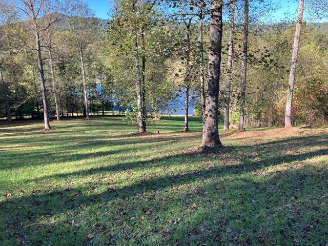121 White Oak Drive