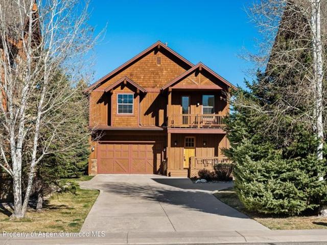 121 Whitehorse Dr, New Castle, CO 81647
