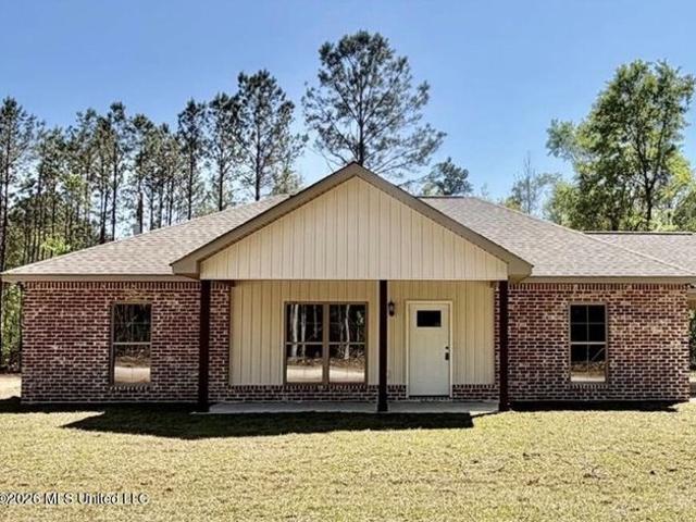 121 Will Thompson Rd, Picayune, MS 39466