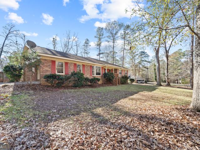 121 Windsor Drive