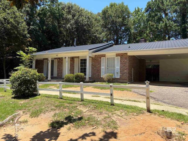 121 Windsor Drive