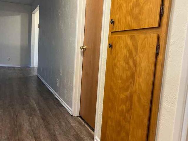 121 Townhouse Apartments 2 Bedroom Apartment for Rent at 300 E 6th Ave, Junction City, OR 97448