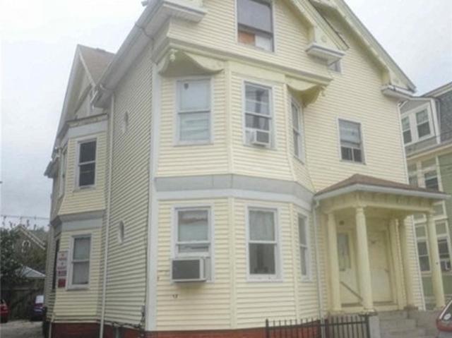 121 Tobey St, Providence, RI 02909