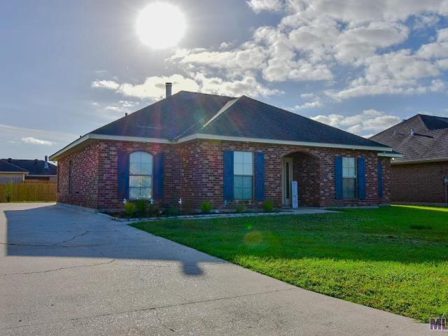 121 Therese Dr, Vacherie, LA 70090 | MLS #BR2026001 | Compass