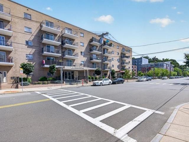 121 Tremont St Apt C6, Boston, MA 02135