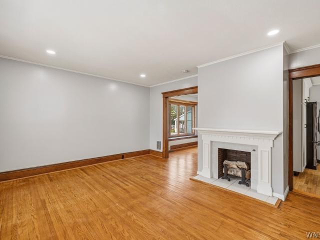 121 Tremaine Avenue