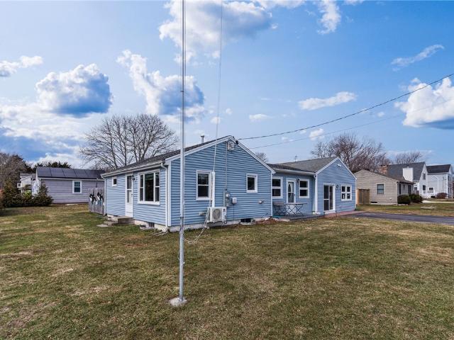 121 Tupelo Rd, South Kingstown, RI 02879 | MLS #1411 | Compass