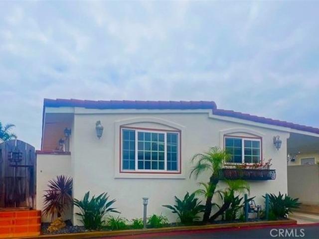121 Yorktown, Newport Beach, CA 92660
