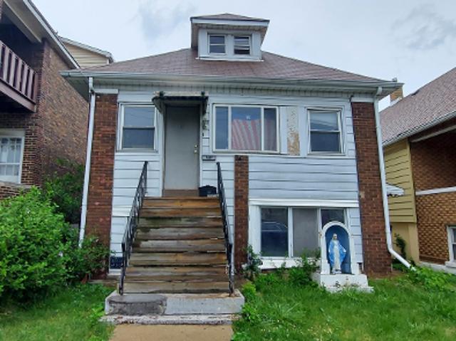 121st St