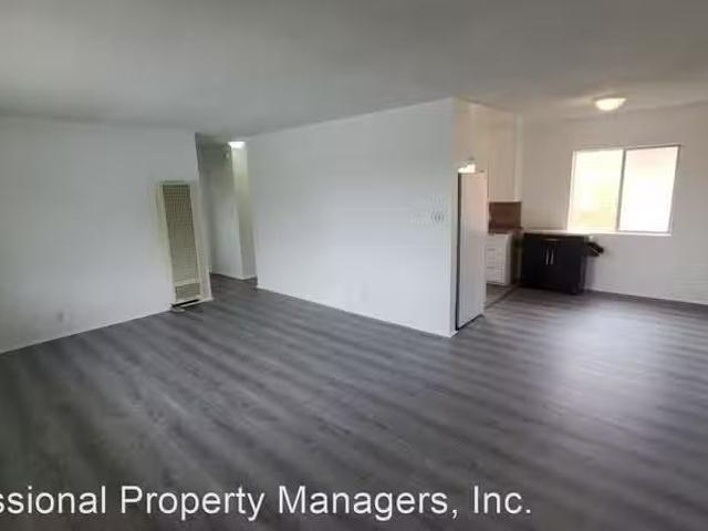 12240 BIRCH AVE C 12240 BIRCH AVE