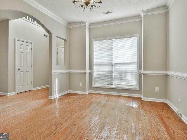 12241 Crestwood Ct