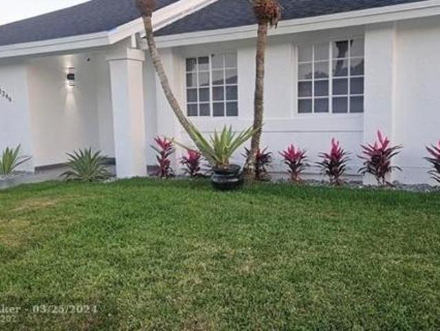 12246 SW 203rd St, Miami, FL 33177