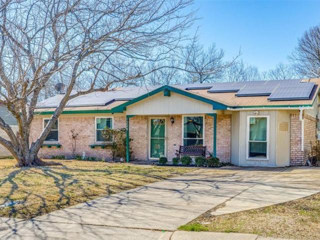 1224 Mars Dr, Cedar Hill, TX 75104