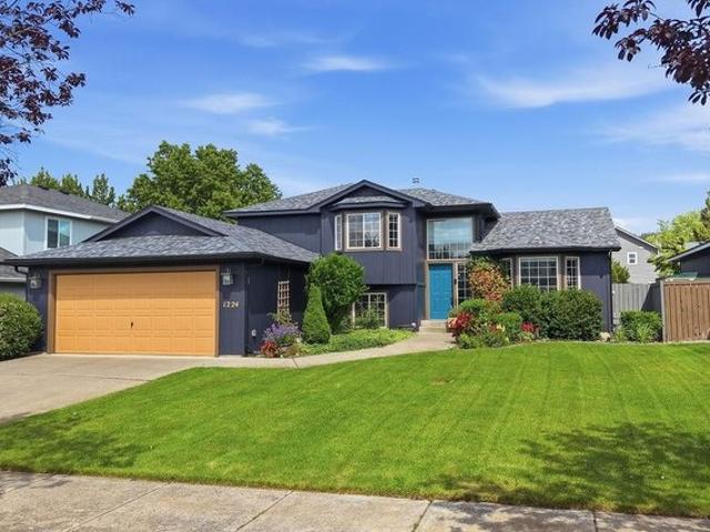 1224 N Stevenson Rd, Liberty Lake, WA 99019