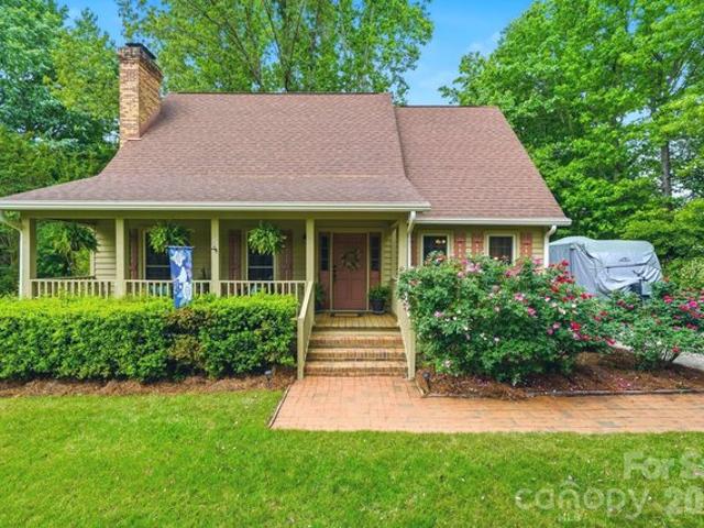 1224 Candlewood Dr, Gastonia, NC 28052