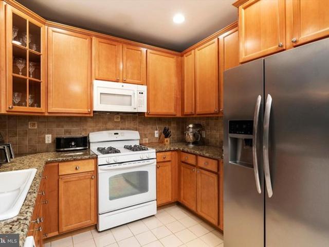 1224 Colts Cir Unit D2, Lawrence, NJ 08648