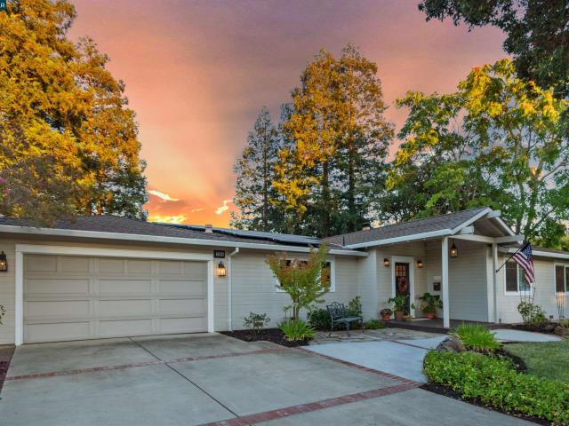 1224 Davis Ave