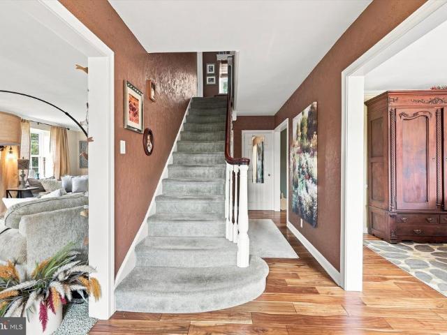 1224 Edmonds Avenue