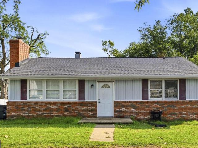 1224 Hillside Road