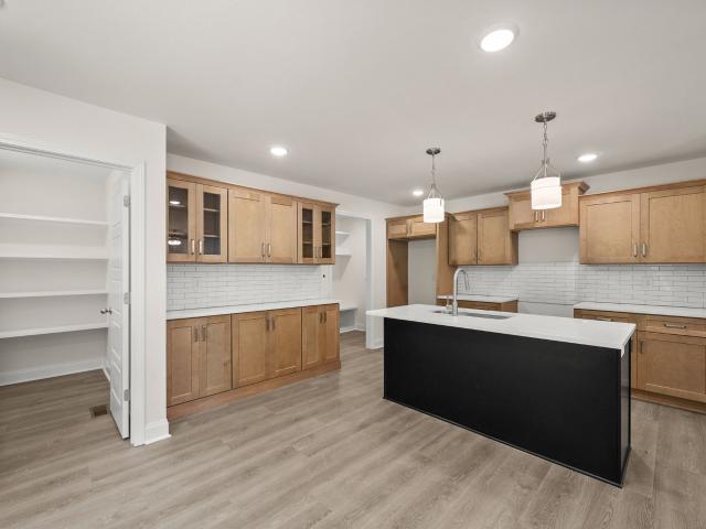 1224 Iris Glen Drive