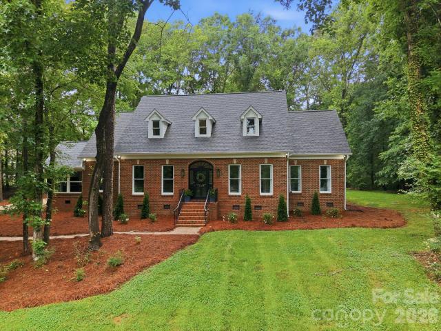 1224 Lago Vista Drive