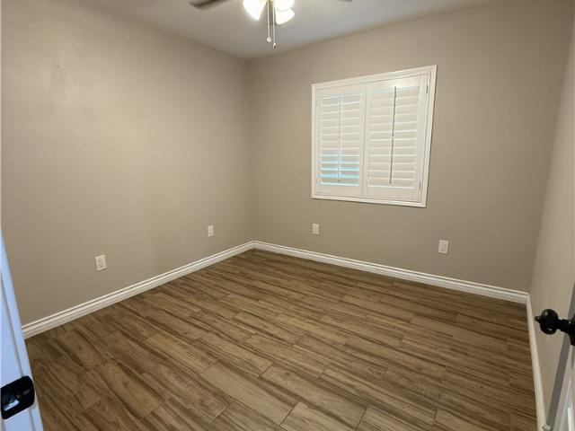 1224 Poplar