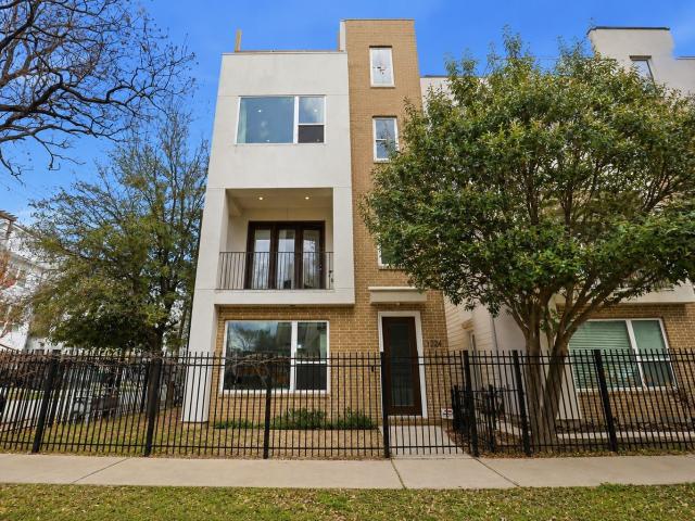 1224 Summer Street