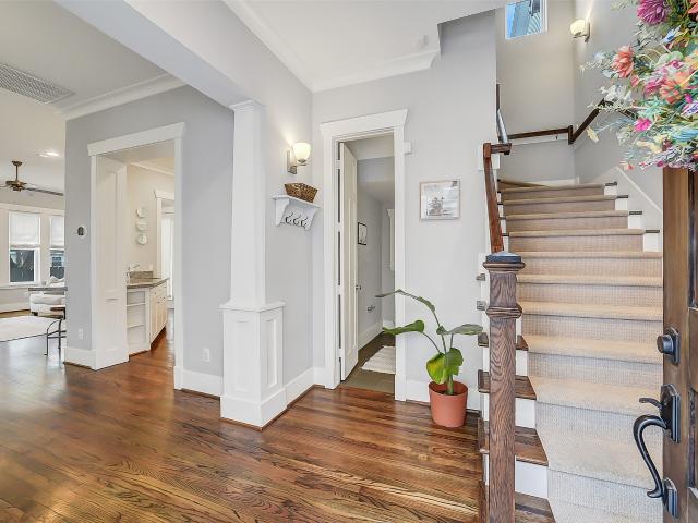 1224 W 17th Street C