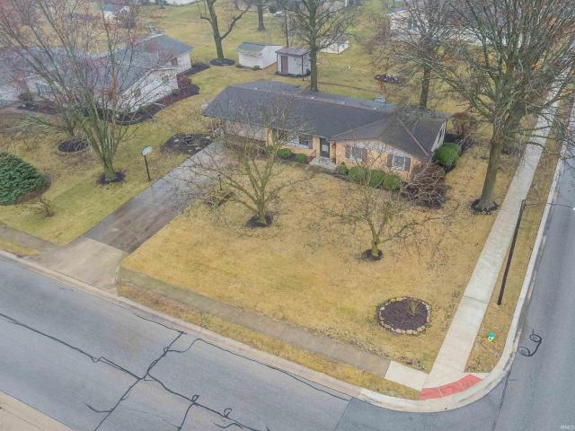 1224 W Clark