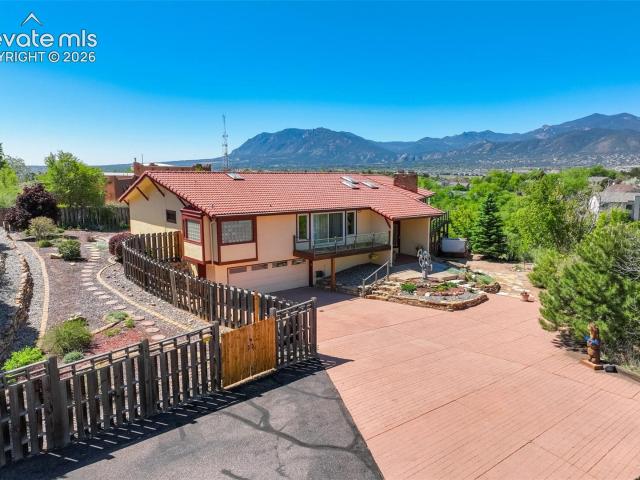 1224 W High Point Lane