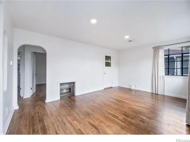 1224 W Mulberry Street