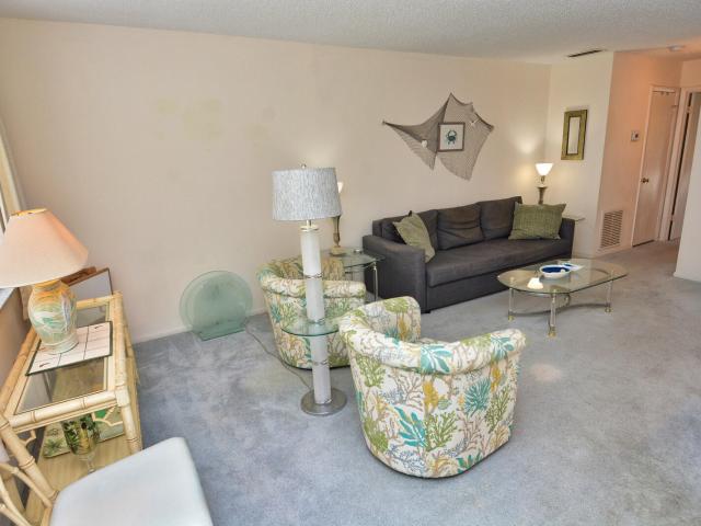 1225 NW 21st St, Unit 2512, Stuart, FL 34994 | MLS #R11167 | Compass