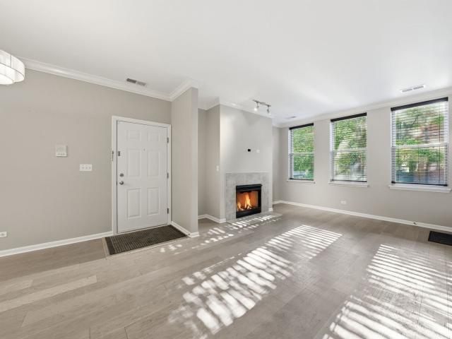 1225 n orleans street # 602