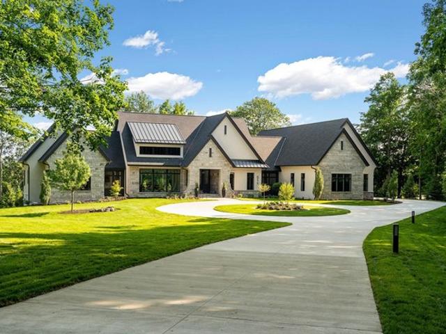 1225 Oakview Rd, Medina, MN 55356